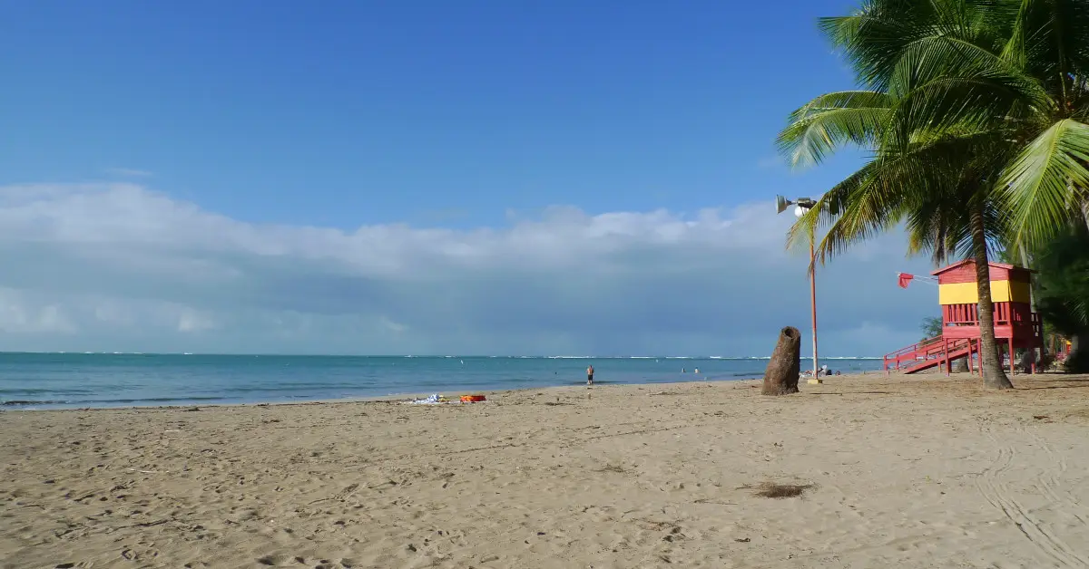 Experience the Best of Puerto Rico: Luquillo Beach and the Vibrant Food ...